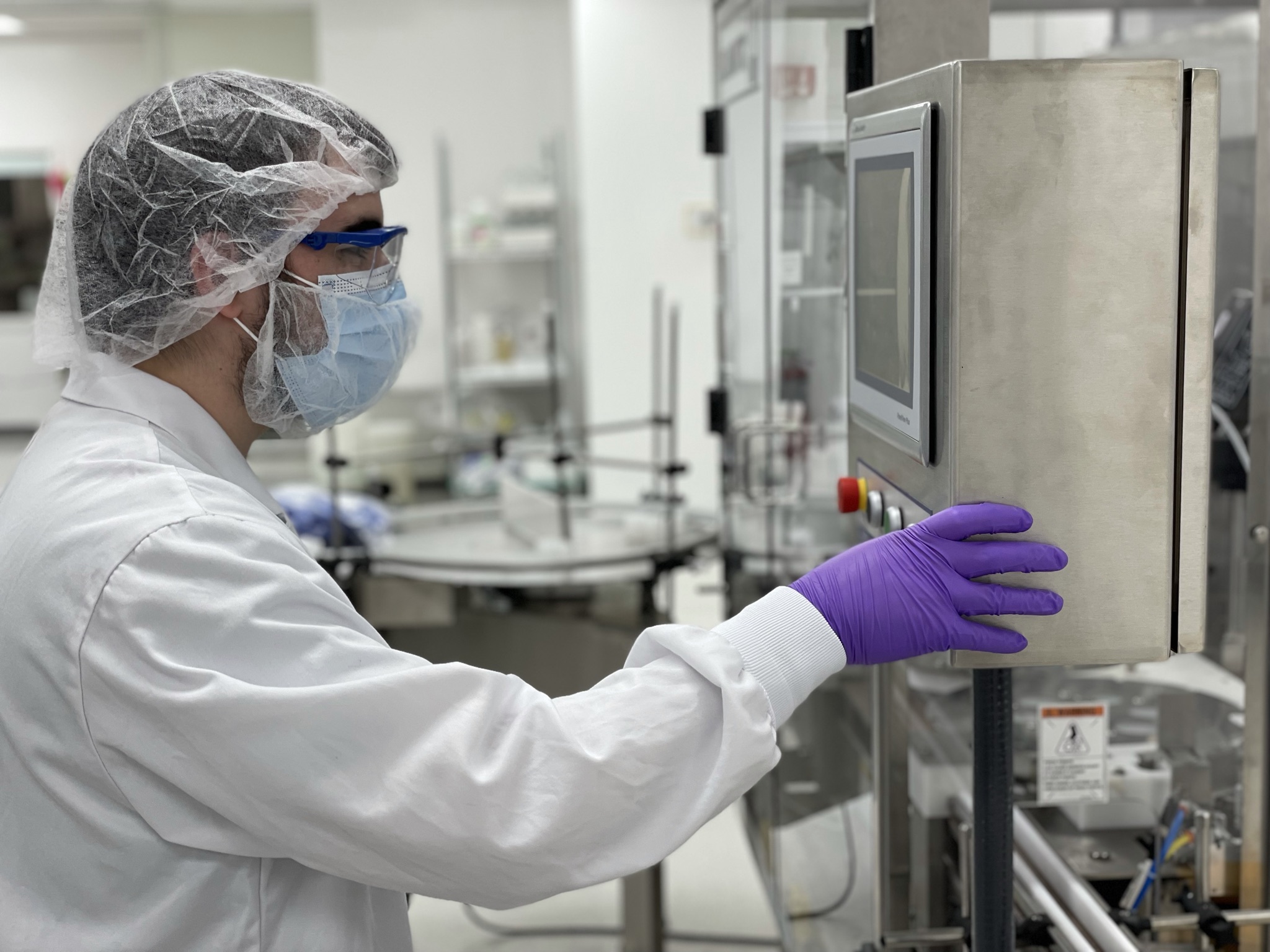 Life Science Manufacturing | Launchworks CDMO